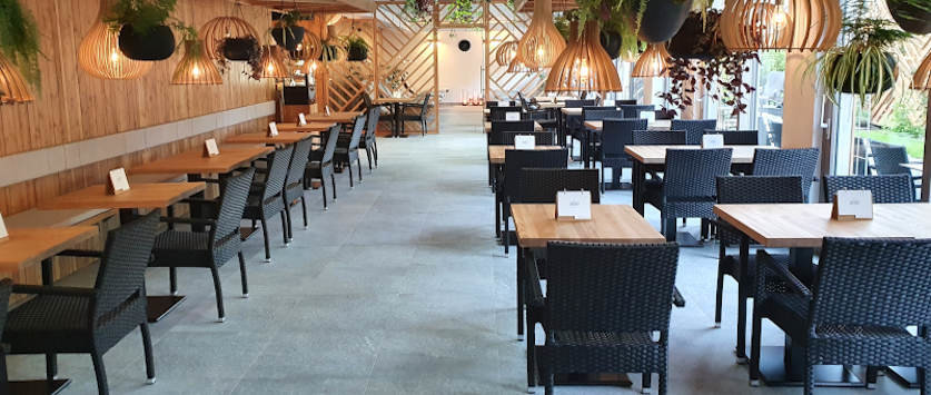 Infinit Sen Senohraby, nábytek pro restaurace | Ateliér Dako