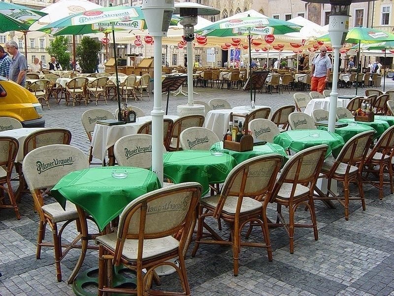 Staroměstská restaurace, nábytek pro restaurace | Ateliér Dako